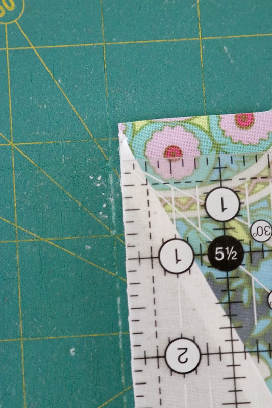 Diamond Quilt Block Tutoral - Bonjour Quilts