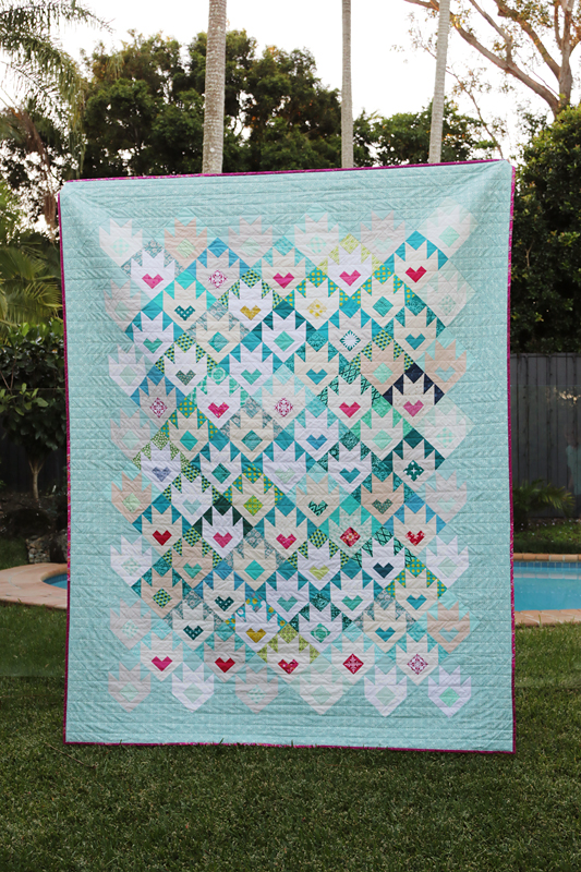 A Finished Scrappy Bear Paw Quilt, Great Links and Cute Cats - Bonjour ...